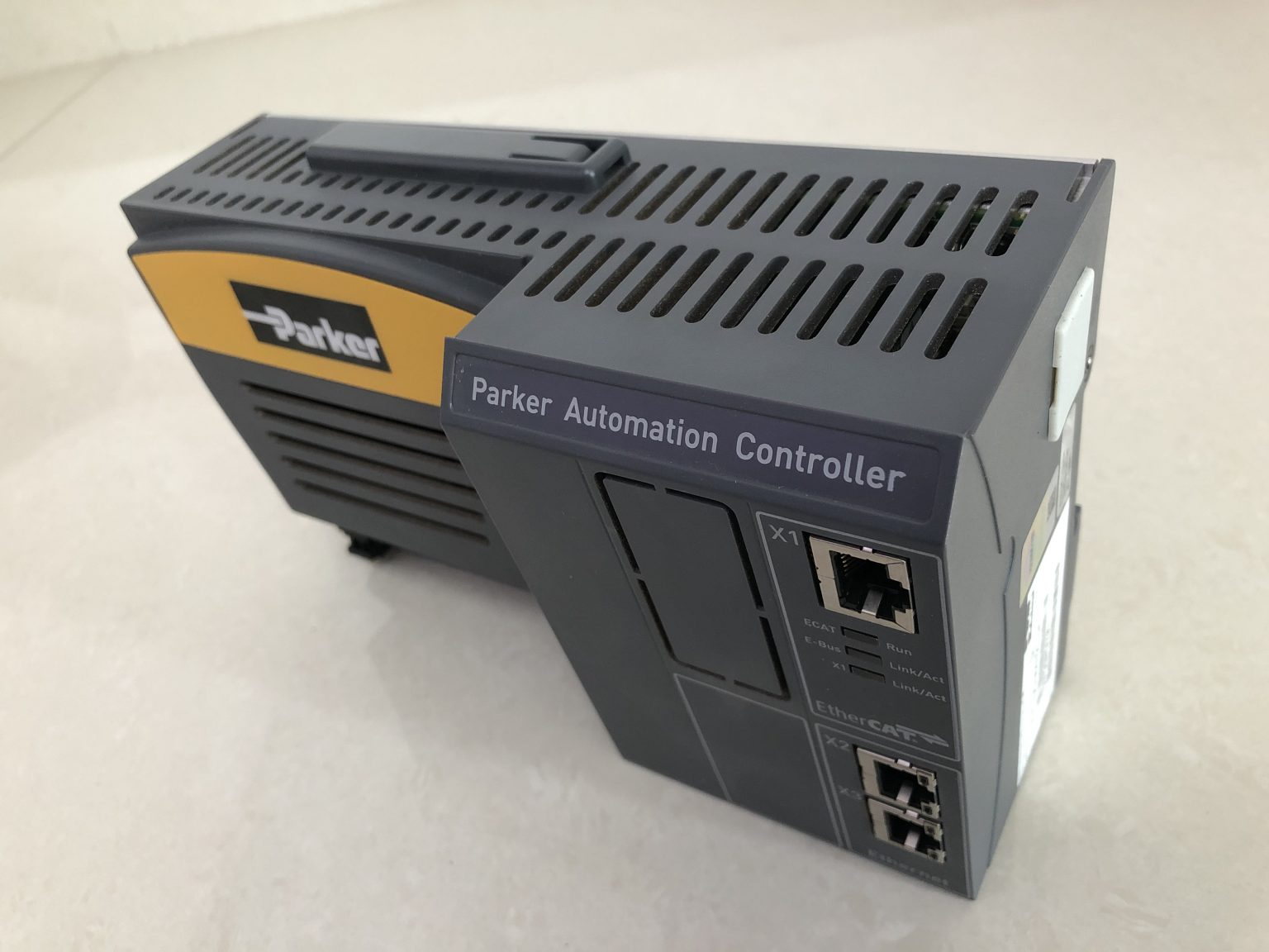 Automation Controller Parker PAC320 | Servomotor